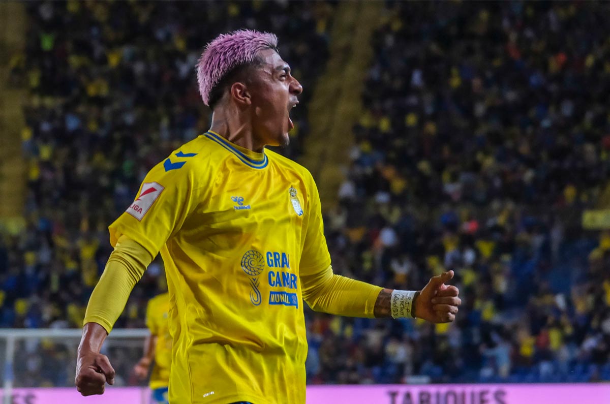 Julián Araujo, primer fichaje del Barcelona para 2024-2025, aseguran