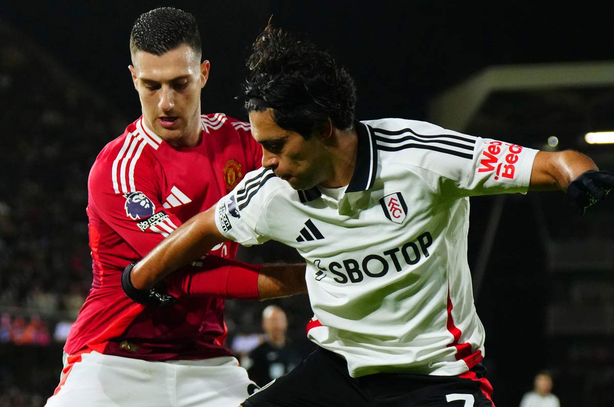 fulham-nottingham-forest-raul-jimenez