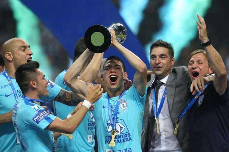 Pachuca también quiere el regreso de un héroe a sus banquillos