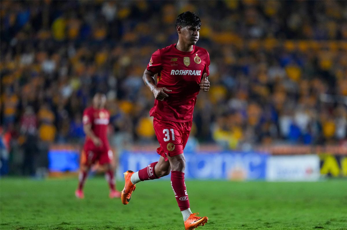 Turco Mohamed lo quiere fuera del Toluca, pero se niega a salir