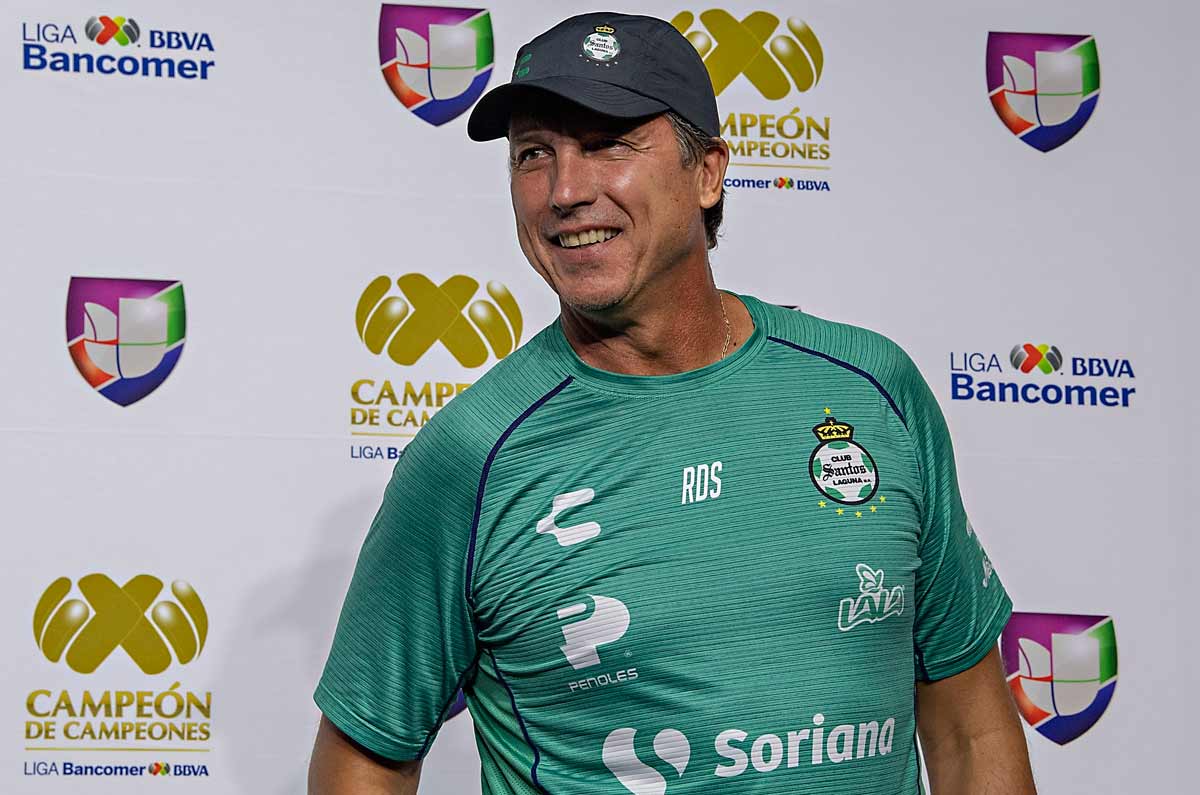 Santos Laguna, cada vez más cerca de tener nuevo DT